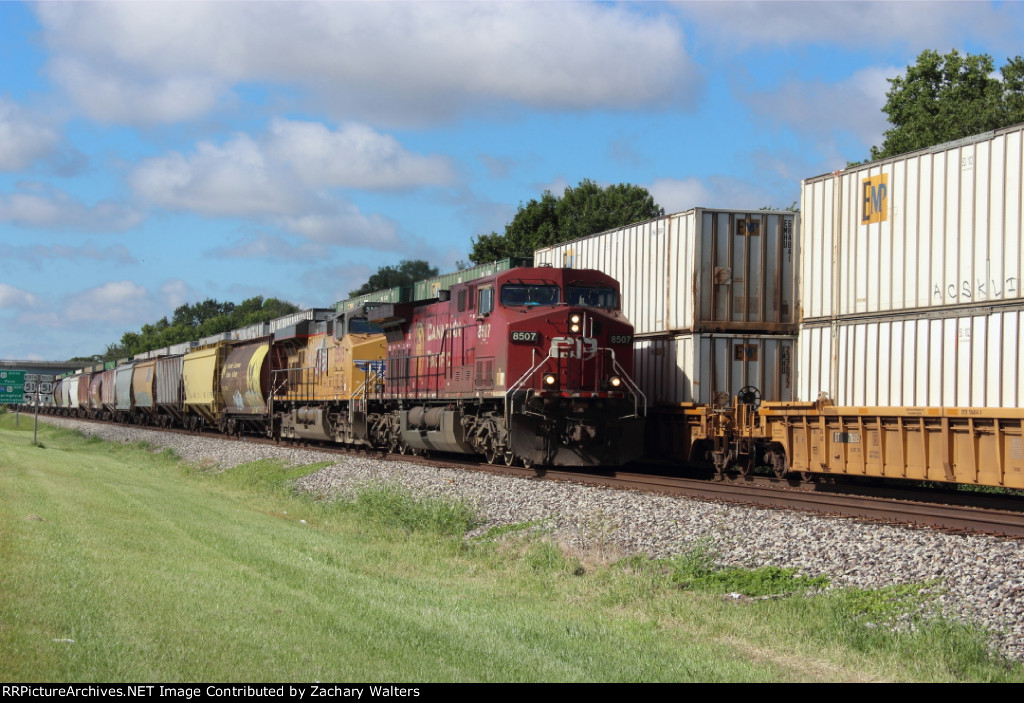 CP 8507 UP 5505